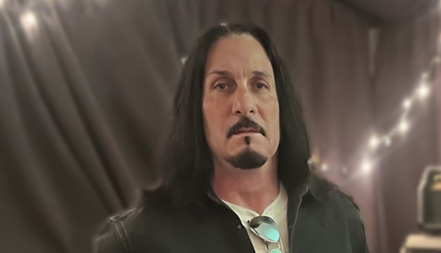 Ex-TYPE O NEGATIVE Drummer JOHNNY KELLY Finds 'Persistence' Pays Off ...